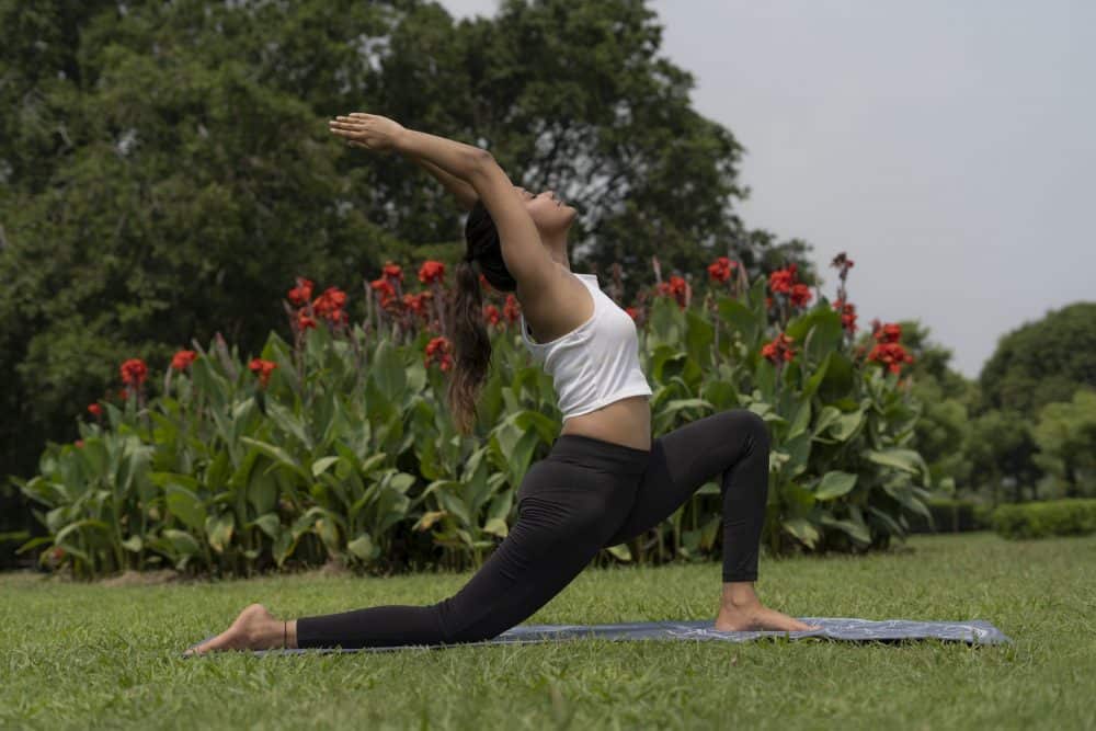 How to Do a Simple Yoga Routine - Physioroom Blog