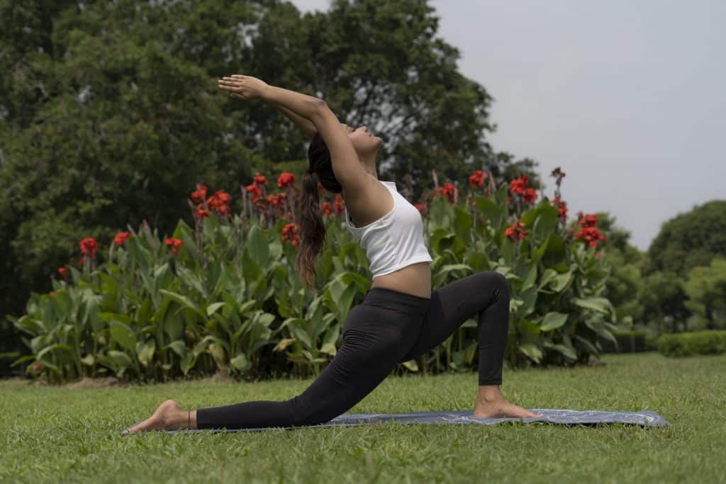 How to Do a Simple Yoga Routine - Physioroom Blog